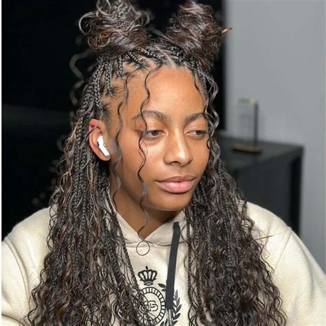 Knotless Shelah Beauty