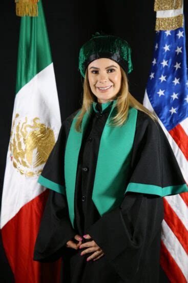 Dra Karla Cortes Treviño Rectora de la Universidad de la Salud del