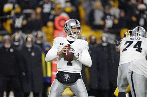 Quarterback Derek Carr Meeting With Jets This Weekend The Boston Globe