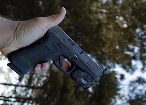 7 Best Tactical Lights For Glock Top Choices Buying Guide