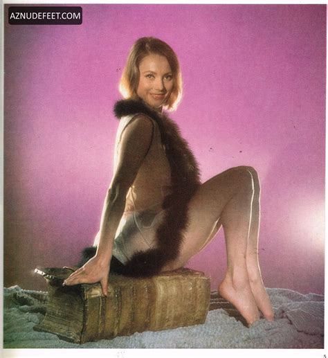 SUZANNE ROQUETTE Feet AZNudeFeet