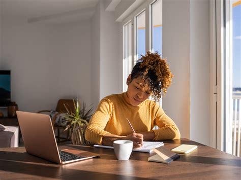 Effective Communication Collaboration In Remote Teams Clockwise