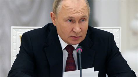 Nakaz aresztowania Putina Za to go ścigają Traktuje je jak łupy