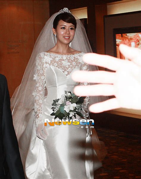 포토엔 손정은 아나 ‘1살연상 사업가와 비공개 웨딩마치 손에 잡히는 뉴스 눈에 보이는 뉴스 뉴스엔
