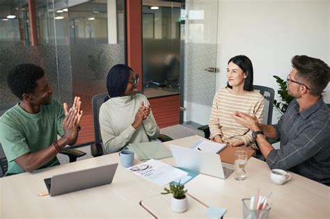 Avoid These 12 Common Employee Recognition Mistakes To Drive Team Success