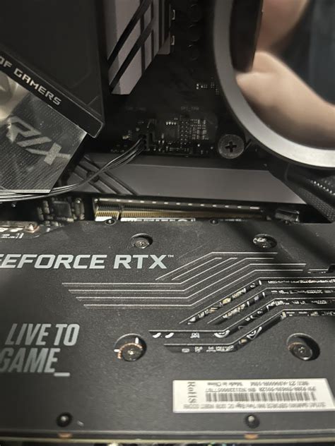 I Cant Take My Gpu Out Of The Socket And Its Stuck And The Clip Wont I Cant Take My Gpu Out Of The Socket And Its Stuck And The Clip Wont