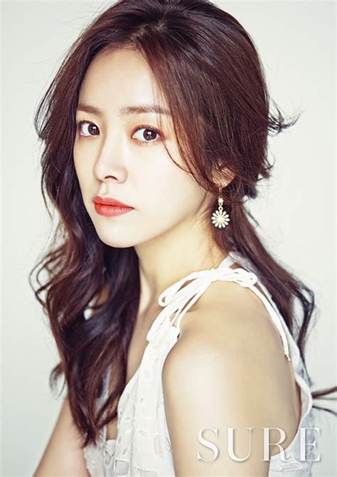 Gambar Foto Han Ji Min Di Majalah Sure Edisi Mei 2013 Foto 2 Dari 107