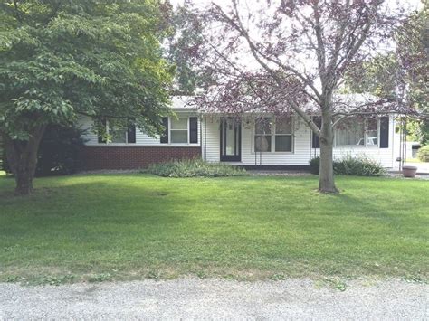 1708 Urbana St Westville Il 61883 Trulia