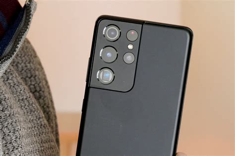 Iphone 13 Pro Max Vs Samsung Galaxy S21 Ultra Who Wins Digital Trends