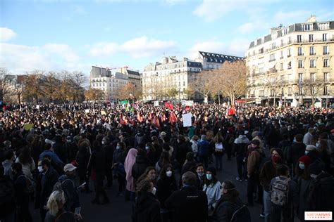 Manifestation Et Grève Pour Lemploi Des Syndicats Cgt Fsu Et