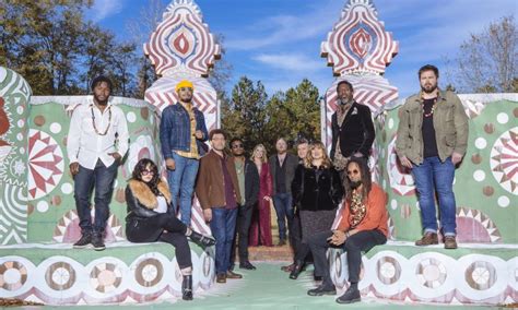 Tedeschi Trucks Band Add ‘the Garden Parties To Upcoming Tour