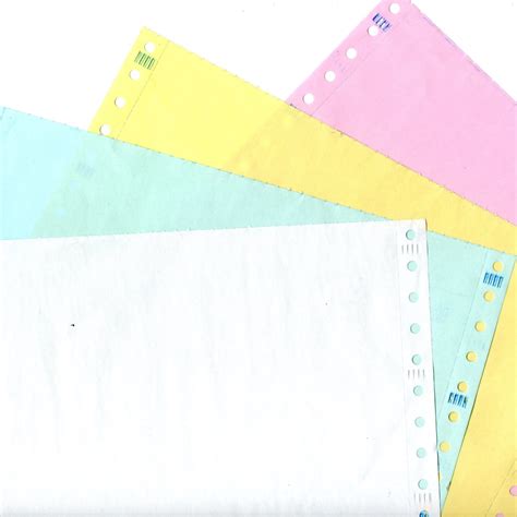 Stock Form กระดาษต่อเนื่องเคมี 4 ชั้น ไม่มีเส้น ขนาด 9”x11″ ระยองคอม