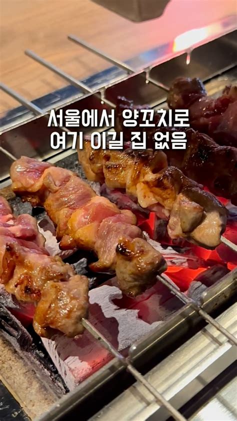영등포 골목 반찬구성 미친제육 백반 노포가 있습니다 골목길 사이에 숨어있는 모래내식당 쟁반이 꽉 차게 상 차려주시는데 여긴