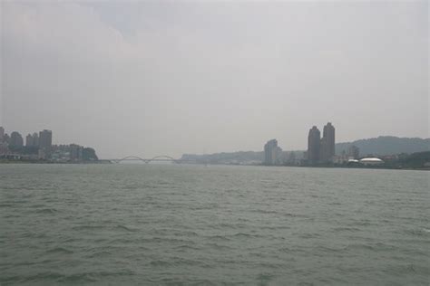 IMG 6820 從淡水方向往關渡大橋望去 CornGuo Flickr