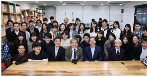 일본 대학생 만난 박원순 상처 치유 없는 화해 어려워