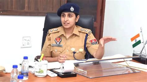 कौन हैं चंडीगढ़ की नई Ssp कंवरदीप कौर और क्या है नियुक्ति से जुड़ा