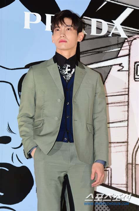 포토 최강창민 조각 외모 스포츠조선