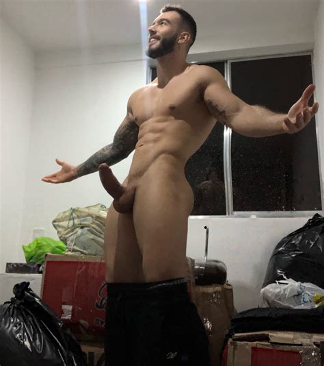 oliver colt hung set 1 photo 1