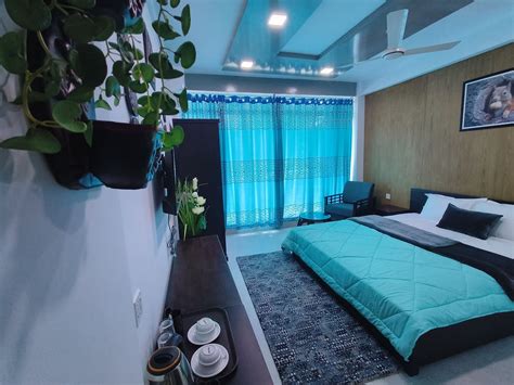 Stander Room Resort Vromonbd