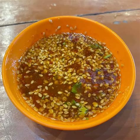 หมูกะทะเหงาๆในวันฝนพรำย่านอนุสาวรีย์ชัย 🐷🐷 แกลเลอรีที่โพสต์โดย นัดกับ