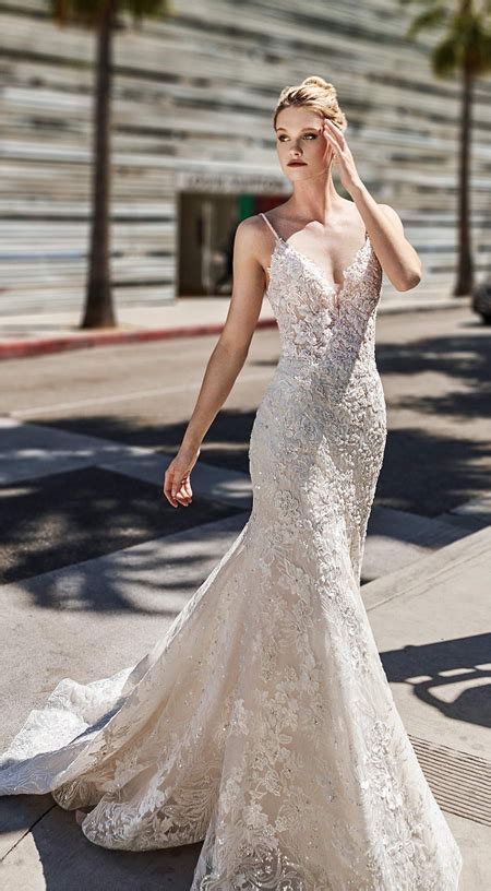 ΦΟΡΕΜΑΤΑ ΓΙΑ ΓΑΜΟ 2020 ΥΦΑΣΜΑΤΑ And ΜΟΝΤΕΡΝΕΣ ΓΡΑΜΜΕΣ ΝΎΦΗ Boho Nufika Nufik