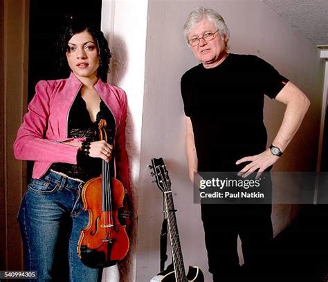 668 Carrie Rodriguez Photos And High Res Pictures Getty Images