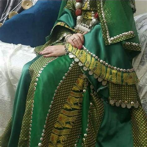 Pin By Ward Alraimi On Yemen Yemeni Clothes Yemen Women Fashion