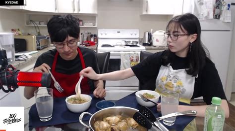 Did Kyedae And Tenz Get The Famous Filipino Chicken Adobo Dish Right