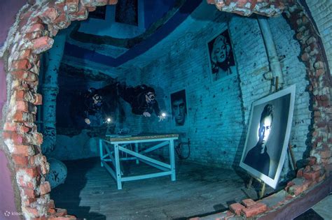 Deep Dive Dubai Experience The Worlds Deepest Pool Klook