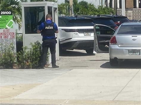 West Palm Beach Police Arrest Passenger In Car Seen Fleeing Scene Where