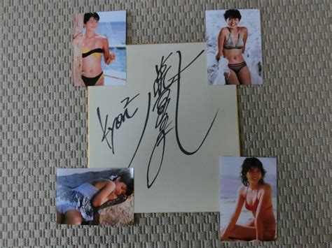 【目立った傷や汚れなし】小泉今日子さんの自筆サイン色紙と水着生写真4枚セットの落札情報詳細 ヤフオク落札価格検索 オークフリー