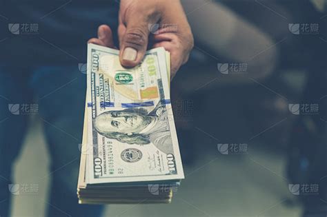 财务规划和金融市场。