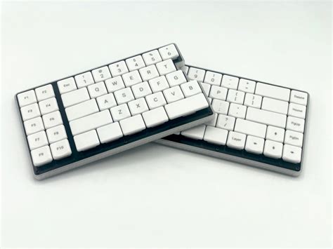 Cepstrum Choc Low Profile 65 65xt Split Staggered Keyboard Kit Keebio