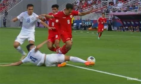 Hasil Pertandingan Indonesia Vs Uzbekistan Babak Pertama Masih Imbang 0 0