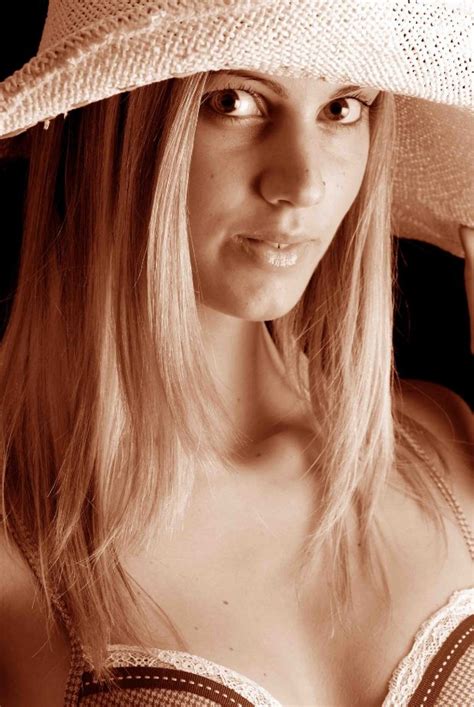 Beautiful Naked Amateur T4ka0