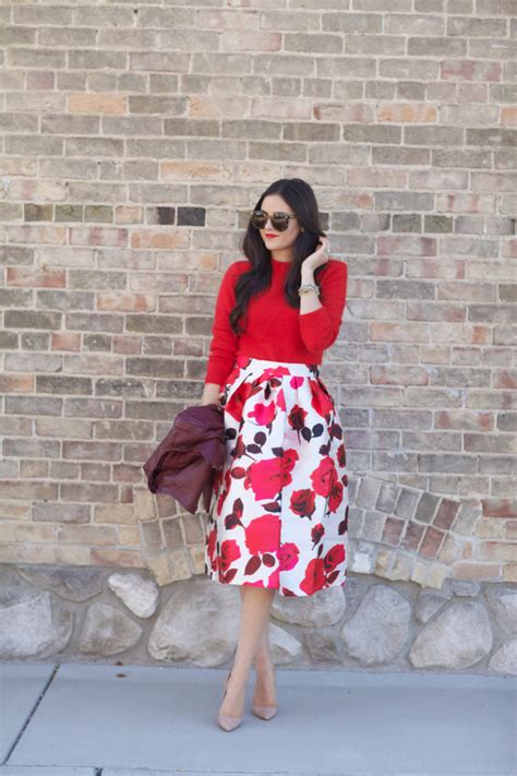 15 Outfit Ideas With Floral Midi Skirts You Have To See Flawlessend