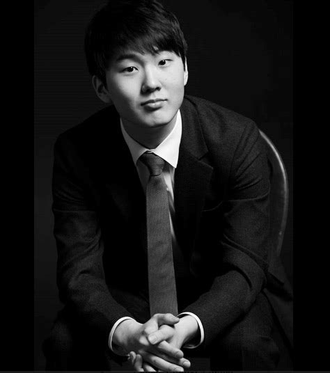쇼팽 콩쿠르 우승 조성진 결선에서 많이 긴장했지만 즐겼다 연예 기사 더팩트
