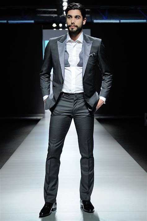 Καλοκαιρινα κοστουμια για γαμο Love4weddings Hombres Peludos Hombres