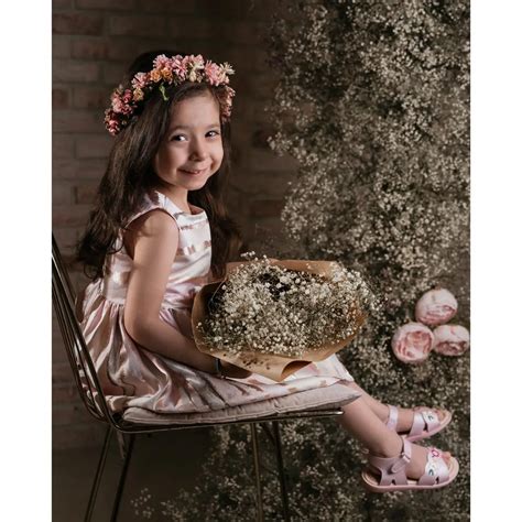 بهترین آتلیه کودک در تهران آتلیه عکاسی نی نی بین