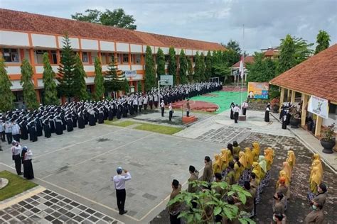 Jaraknya 187 Km Dari Pusat Jawa Tengah Inilah 7 SMA Negeri Terbaik Di Kebumen No 1 Bukan SMAN