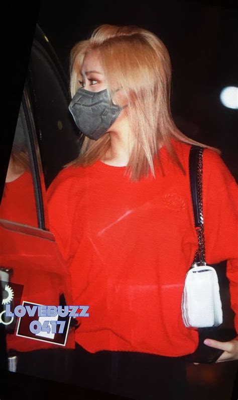 Pin De ⠀ En Shin Ryujin Celebridades