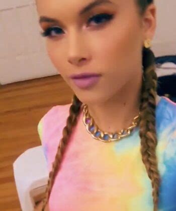 Sof A Mu Oz Modelo Colorfans