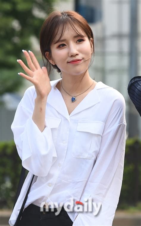アイドルの恋愛を赤裸々に明かし謝罪した「lovelyz」出身jin、悪質ネットユーザーを告訴 K Pop、韓国エンタメニュース、取材