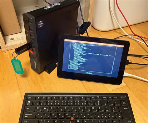 Mac の Docker の x86 64 エミュにプッツンした勢いで余ったパソコンをリモート Docker サーバーにした