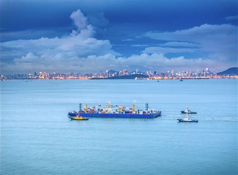 “深中牵手”成功！深中通道海底隧道历时5年实现合龙新快网