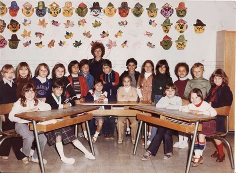 Photo De Classe Ce2 Bernard Cadenat De 1979 Ecole Primaire Bernard