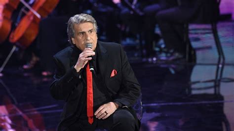 El Adiós De Un Italiano Vero A Los 80 Años Muere El Cantante Toto