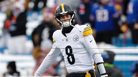 The 2022 Nfl Draft Qb Class Has Turned Out To Be A Disaster
