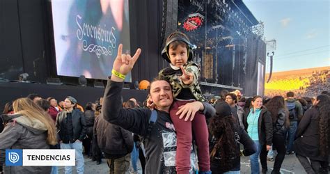 Con Audífonos Y Sin Miedo Al Frío Niños Se Tomaron Masters Of Rock