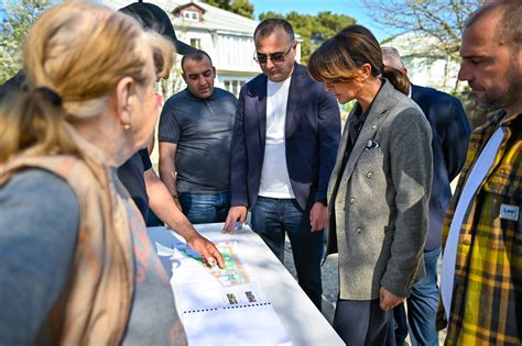 რუსთავის მერია Rustavi City Hall რუსთავში ახლადრეაბილიტირებული კოსტავას გამზირი გაიხსნა